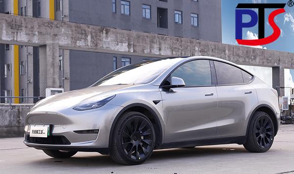 One of Tesla's most popular color changes, the liquid metal silver of ...