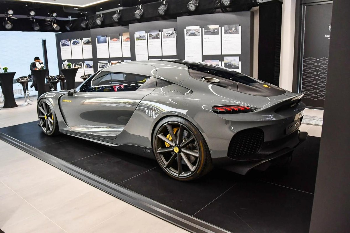 Real shot of Koenigsegg Gemera, breaking 100 in only 1.9 seconds, two ...