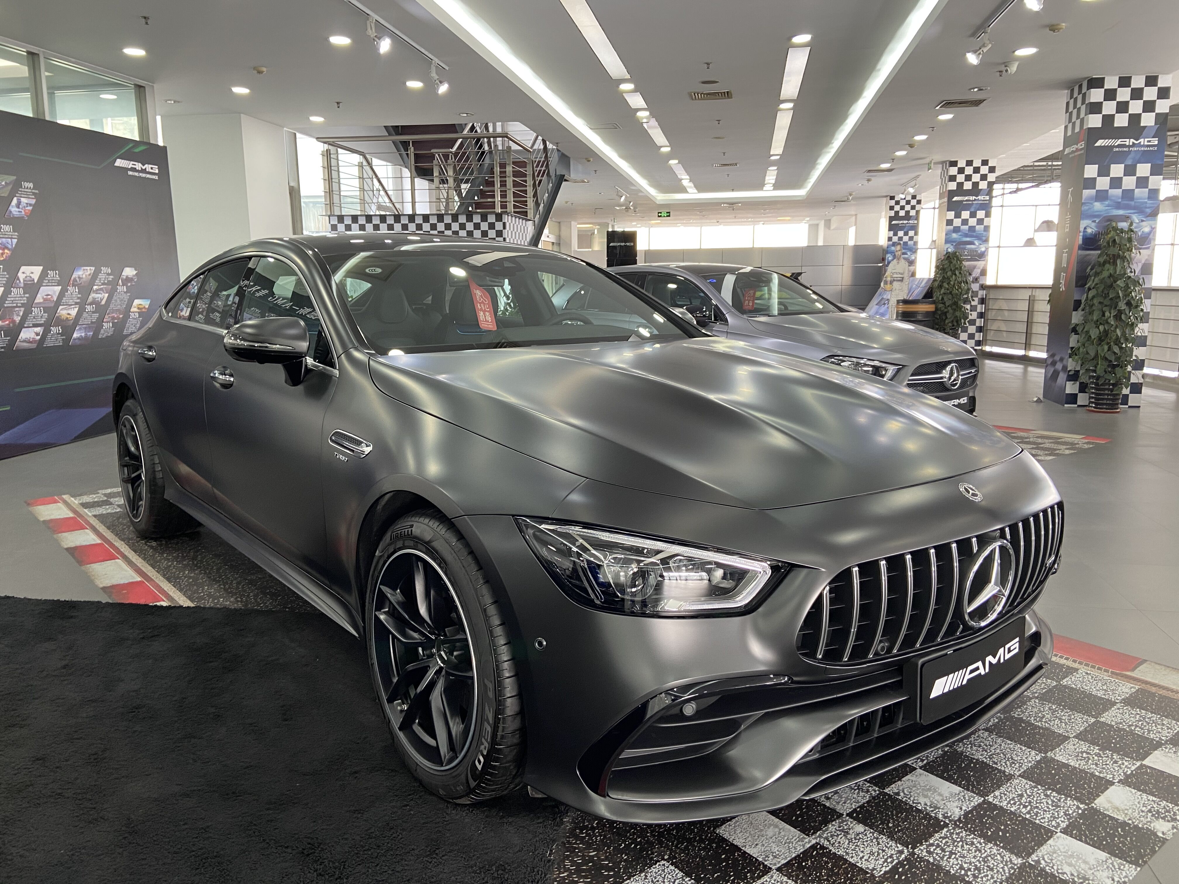 Real shot Mercedes-Benz AMG GT 50 four-door sports car!With 3.0T engine ...