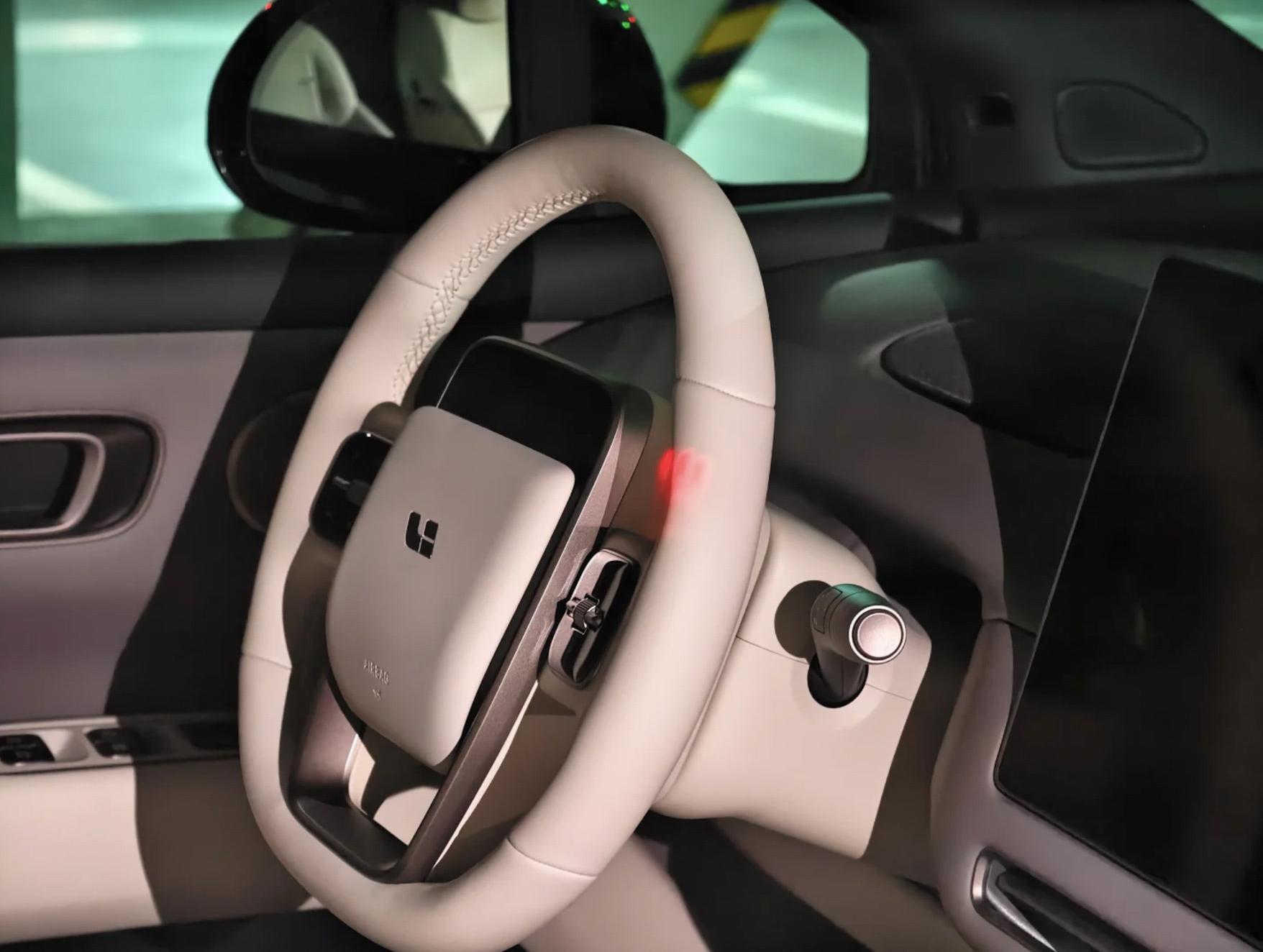 設計風格與理想i8相似/部分細節調整，理想i6實車內飾曝光 - 資訊咖