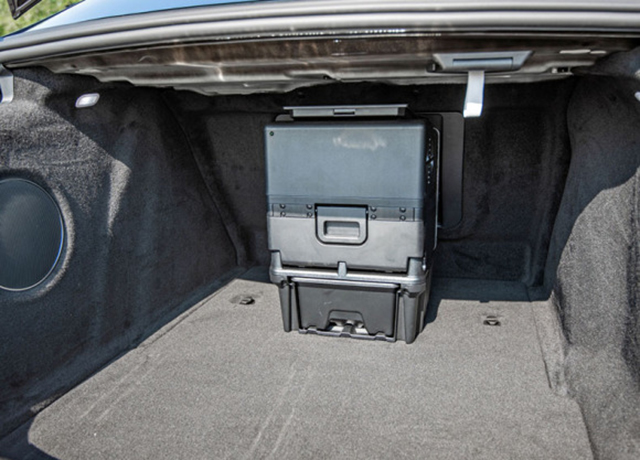 It's better with refrigerator in summer!2021 Mercedes-Benz S-Class ...