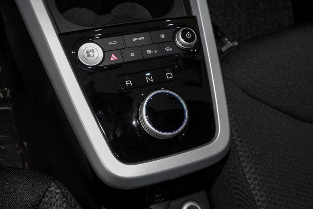 2020 BYD e1, mini car, pure electric cruising range of 305km, flexible ...