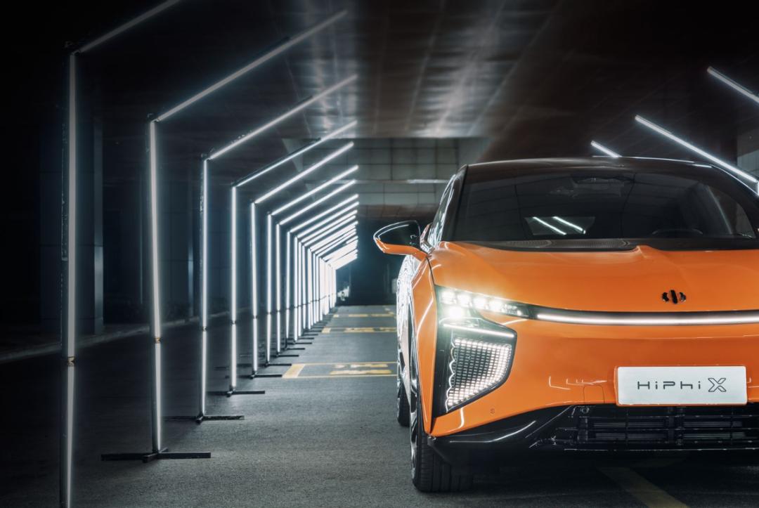 Gao He of "combination and difference", Ding Lei's upward "mission" - iNEWS