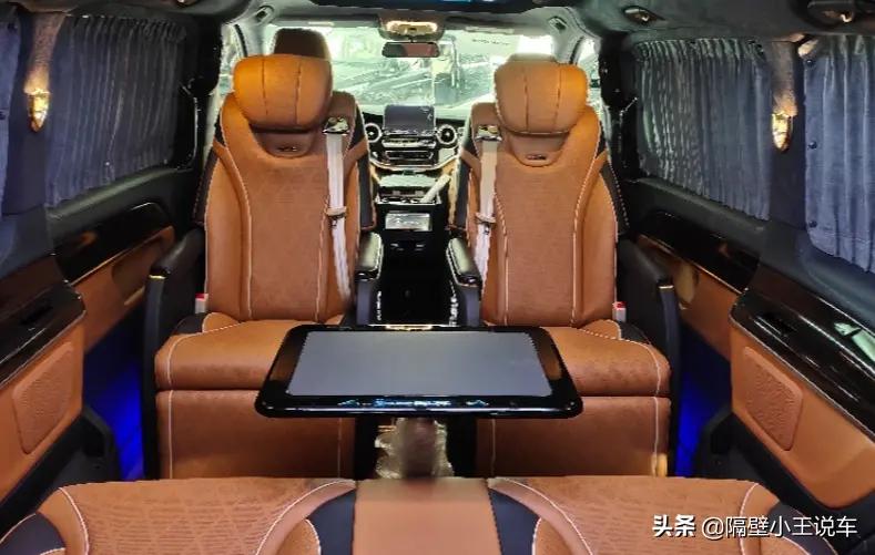 V-class commercial vehicle likes it at first sight, high-end Bentley ...