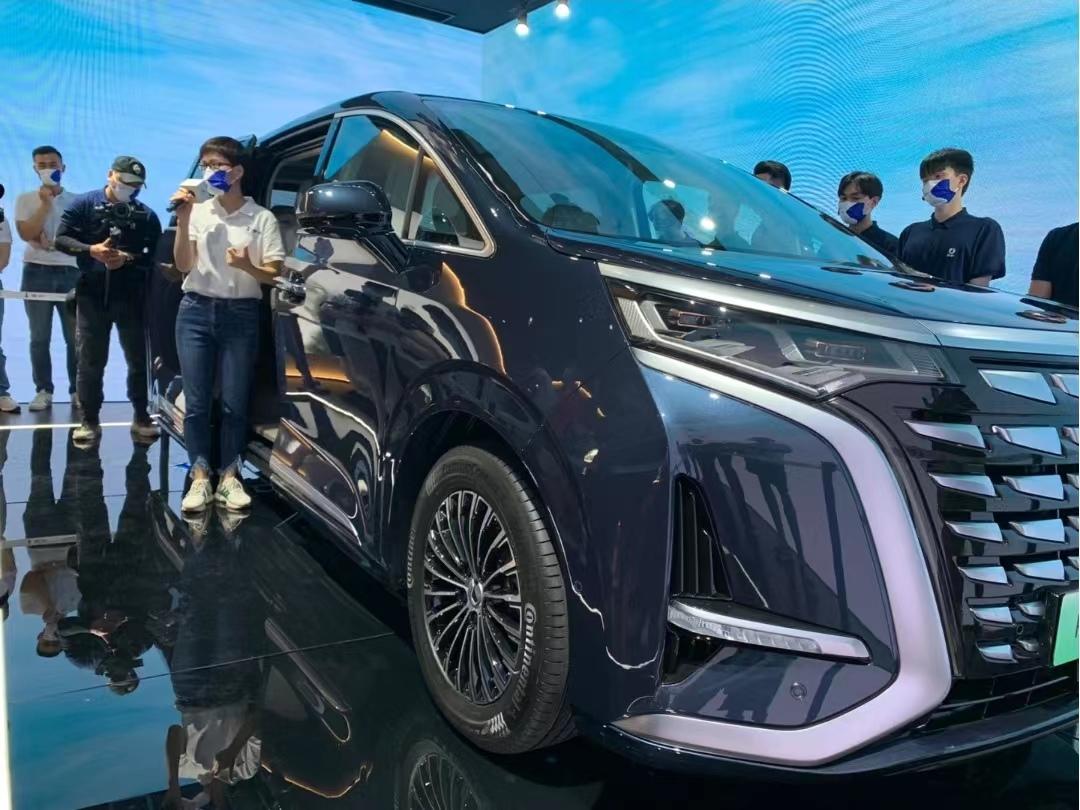 The dream luxury MPV - Denza D9 is indeed worthy of the "flagship" name ...