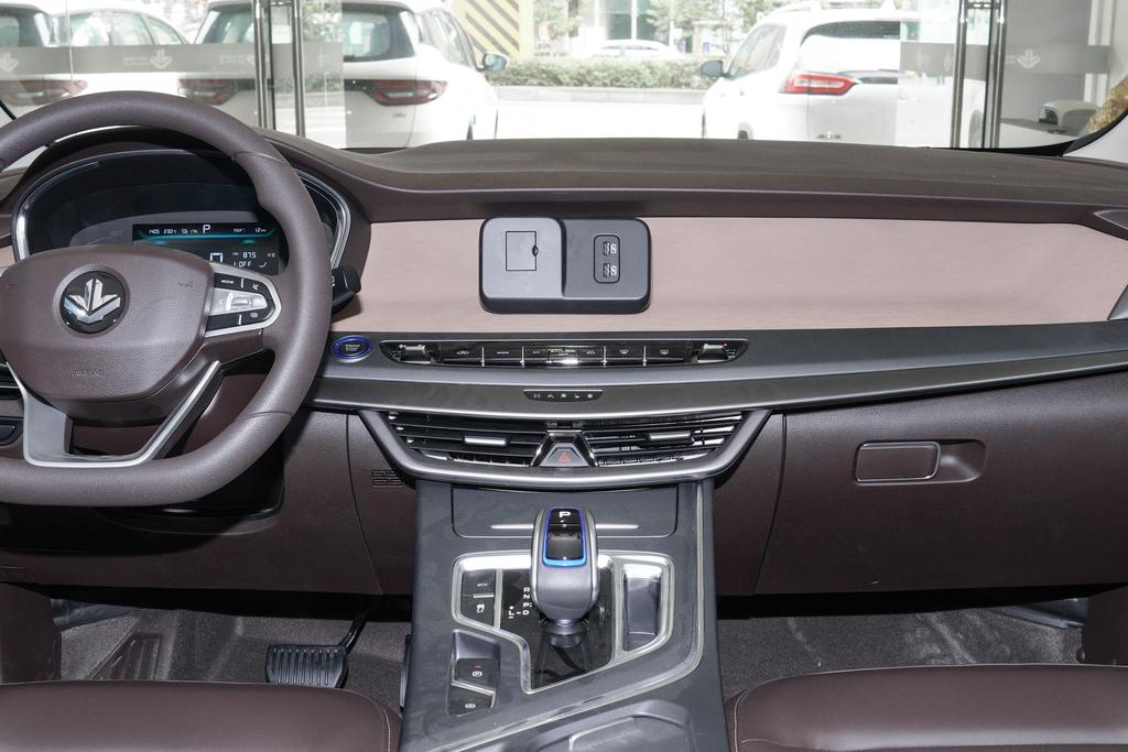 Maple Leaf 80v power space configuration - iNEWS