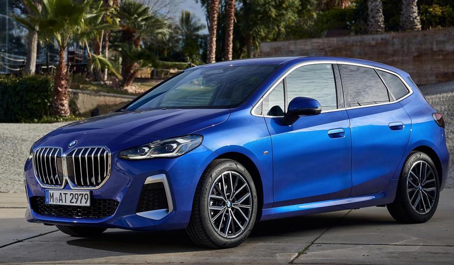 Give you back a dream of blue sky and white clouds, is the BMW 2 series ...