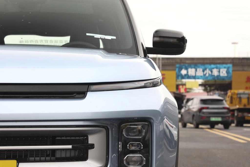 Geely ICON's personalized and stylish design looks very technological ...