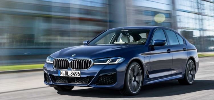 What are the characteristics of the "platform" used by BMW cars to see ...