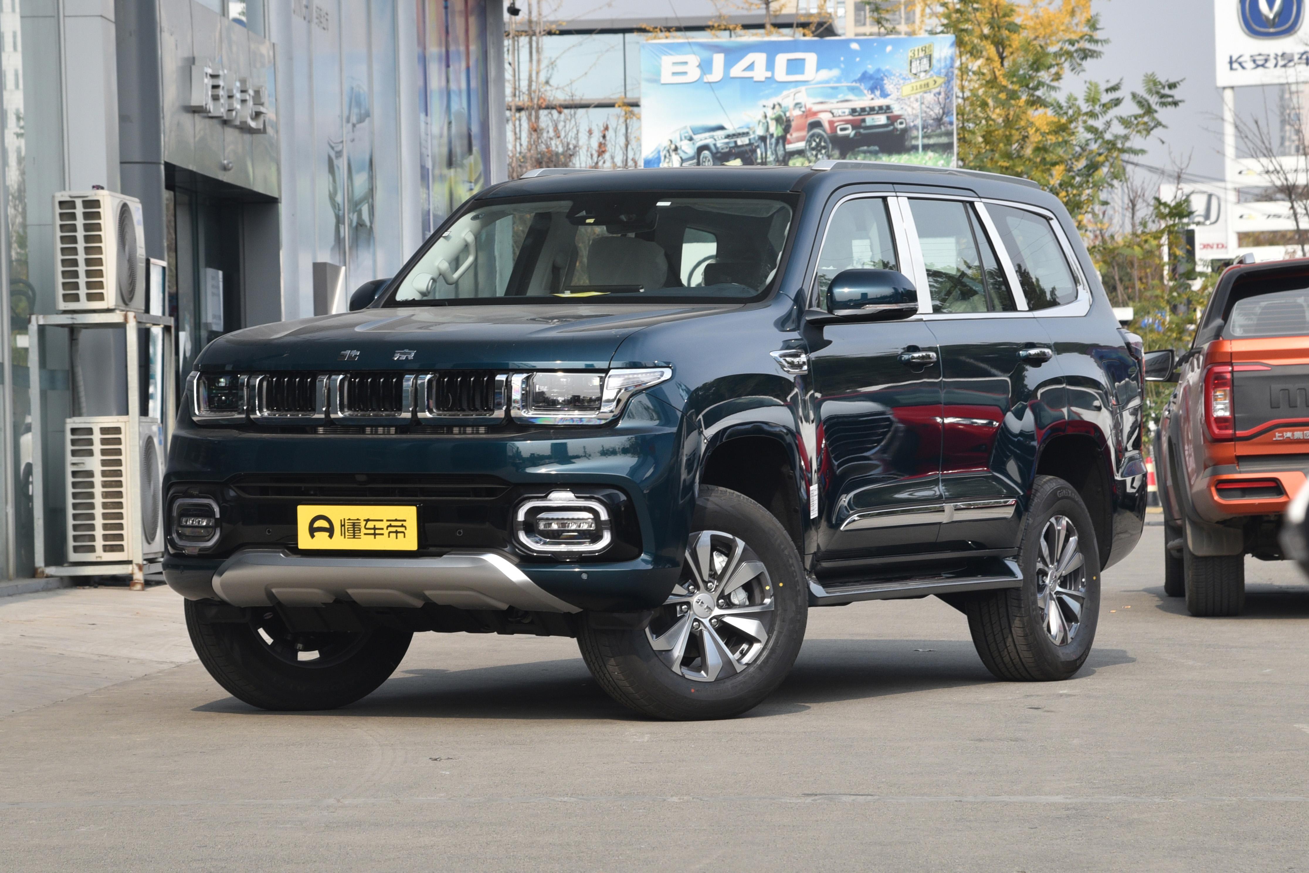 The car is over 5 meters long, suitable for urban and off-road use. It ...