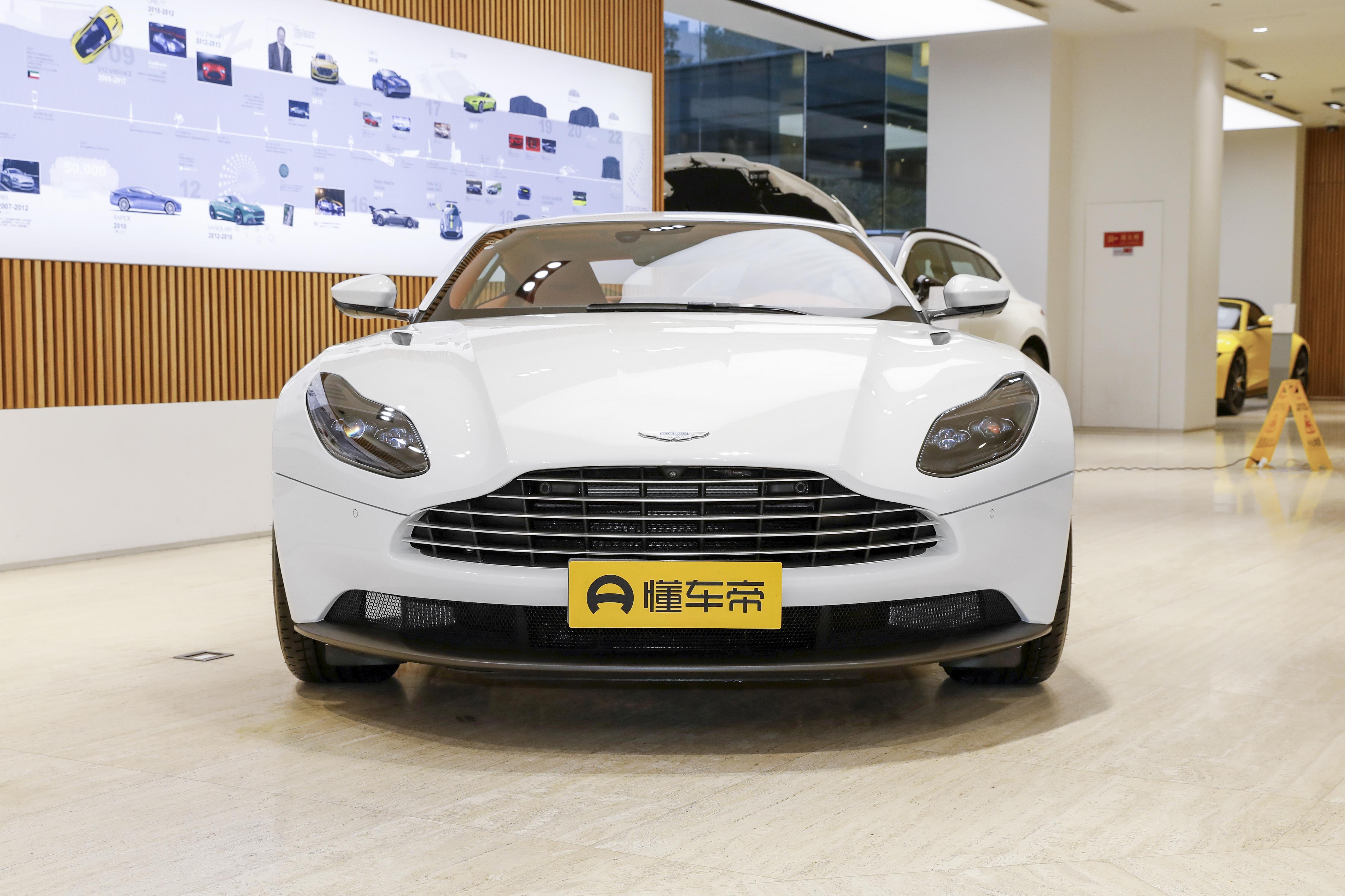 Young and dynamic body + personalized double doors + unique AeroBlade ...