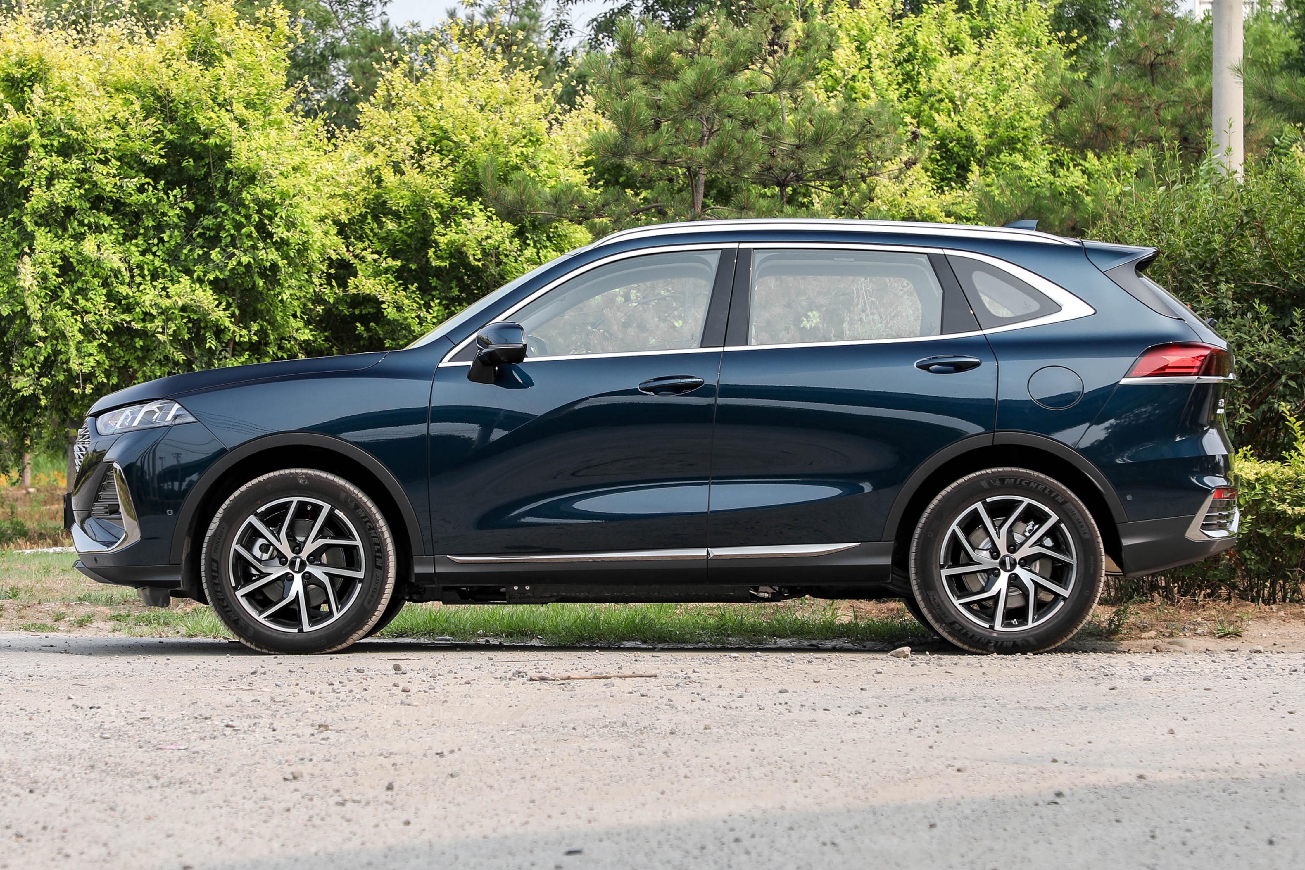 Comprehensive battery life of 1000km, intelligent two-speed DHT series-parallel technology ...