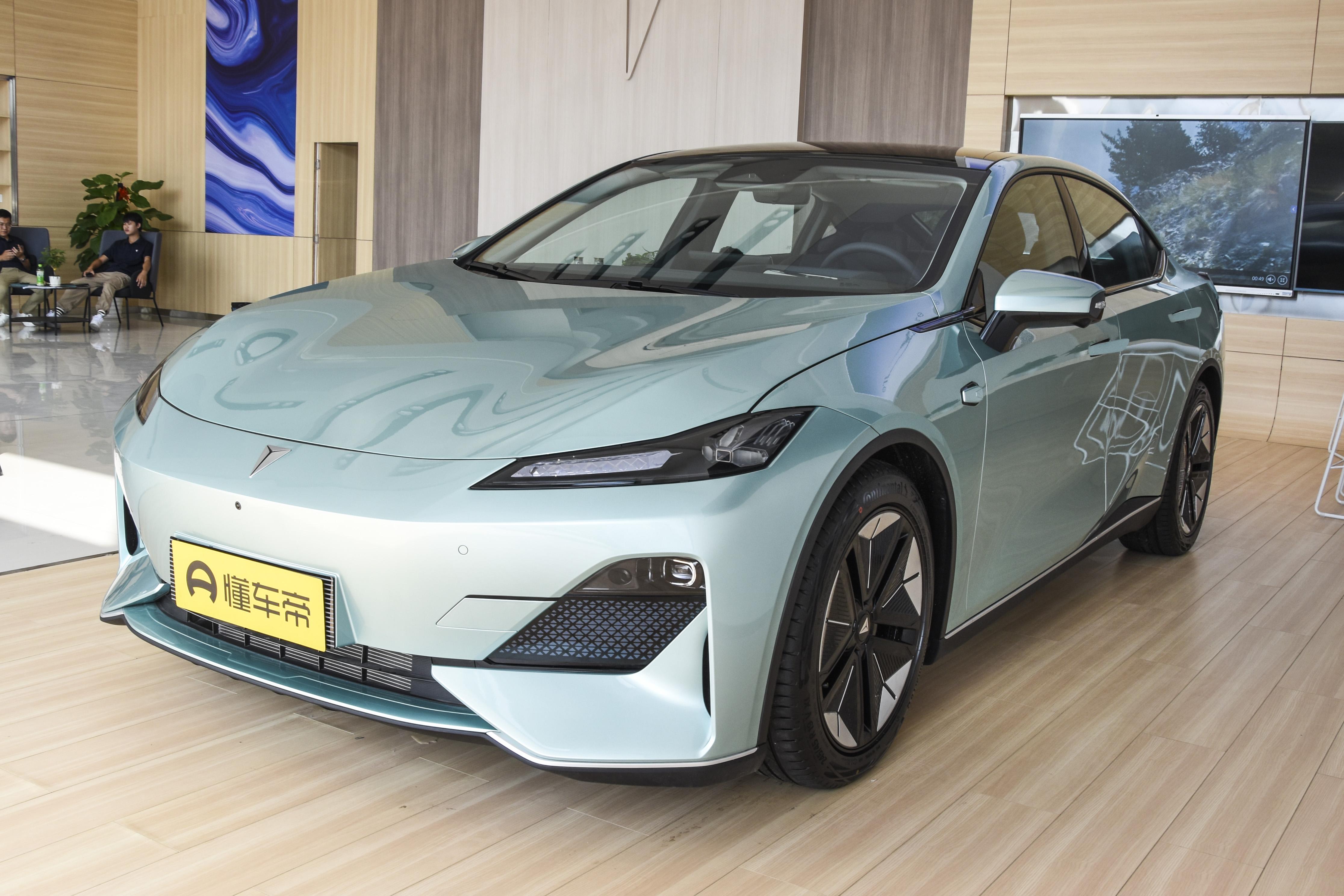 A new energy vehicle without mileage worries, the deep blue SL03 has a ...