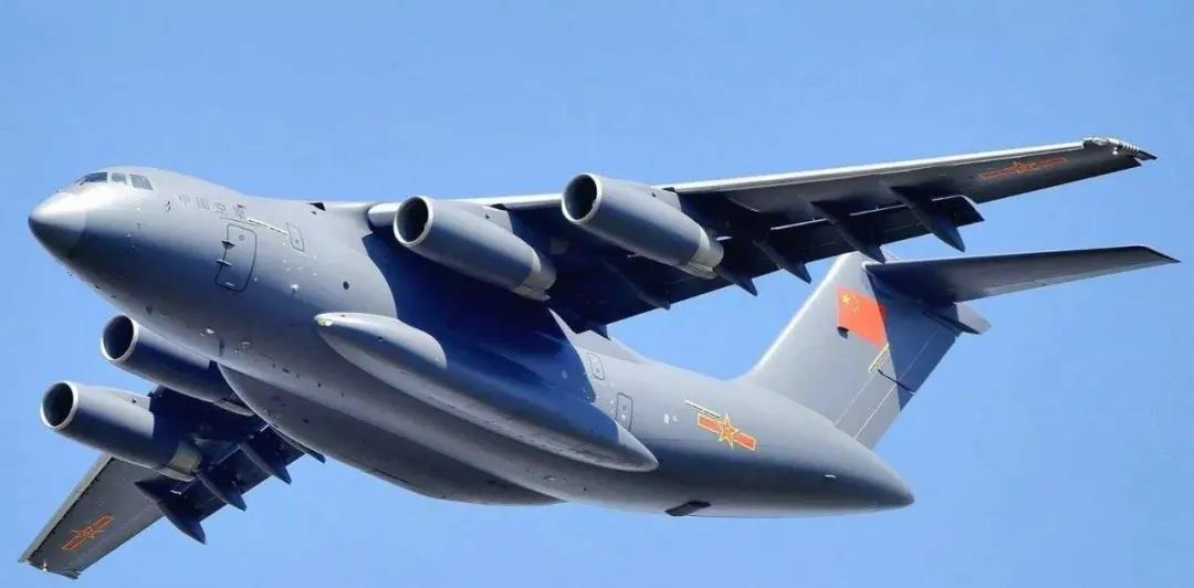 The world's only nuclear-powered bomber can fly 80 times around the ...