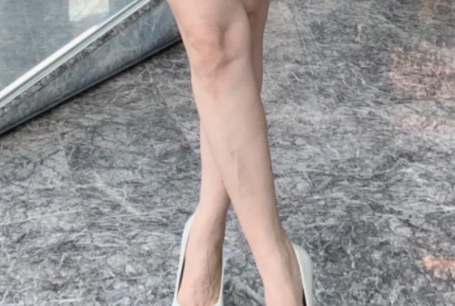 The 53-year-old Yi Neng Jingsheng picture is too stunning, thin to the ...