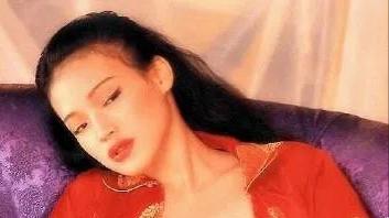 From "sexy goddess" to "golden horse shadow queen", how did Hsu Chi put on the clothes she took ...