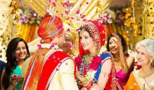 How good is the "Brahmin", the head of the Indian caste?Born to be a ...