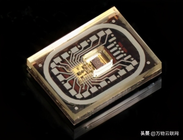 RF (Radio Frequency) Technology in Complete Glass Package - iNEWS