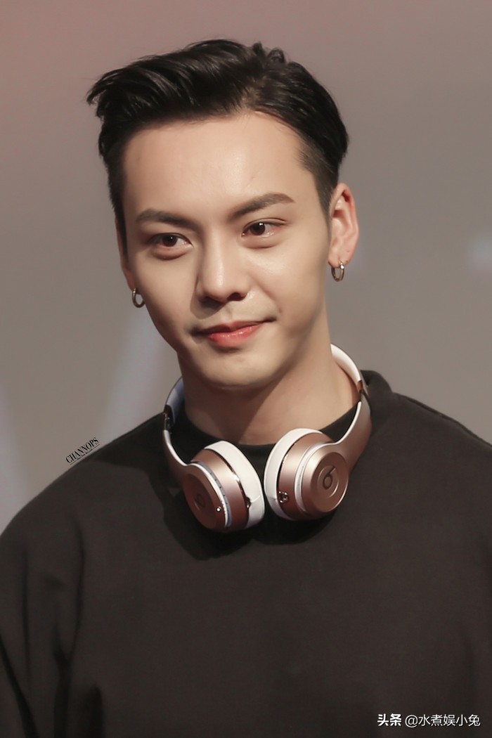 Goodbye is also a friend. These 5 pairs of predecessors are in the same ...