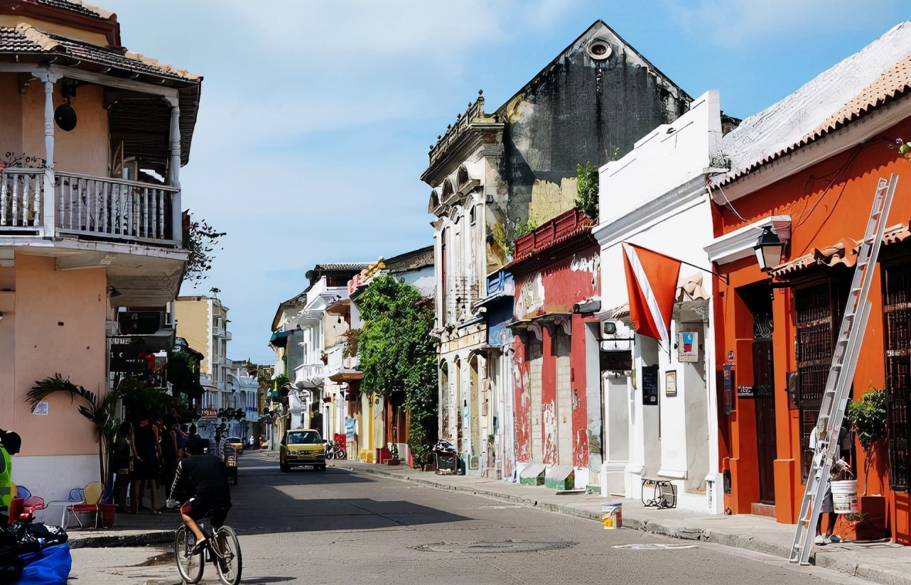 Colombia is rich in beautiful women. How long can you play there for ...