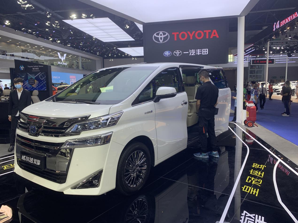 What is so unique about a million-dollar nanny car? - iNEWS