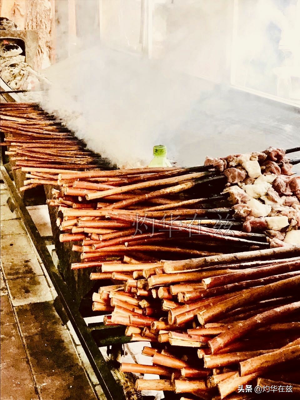 Xinjiang's best customs·Roasted whole lamb - iNEWS