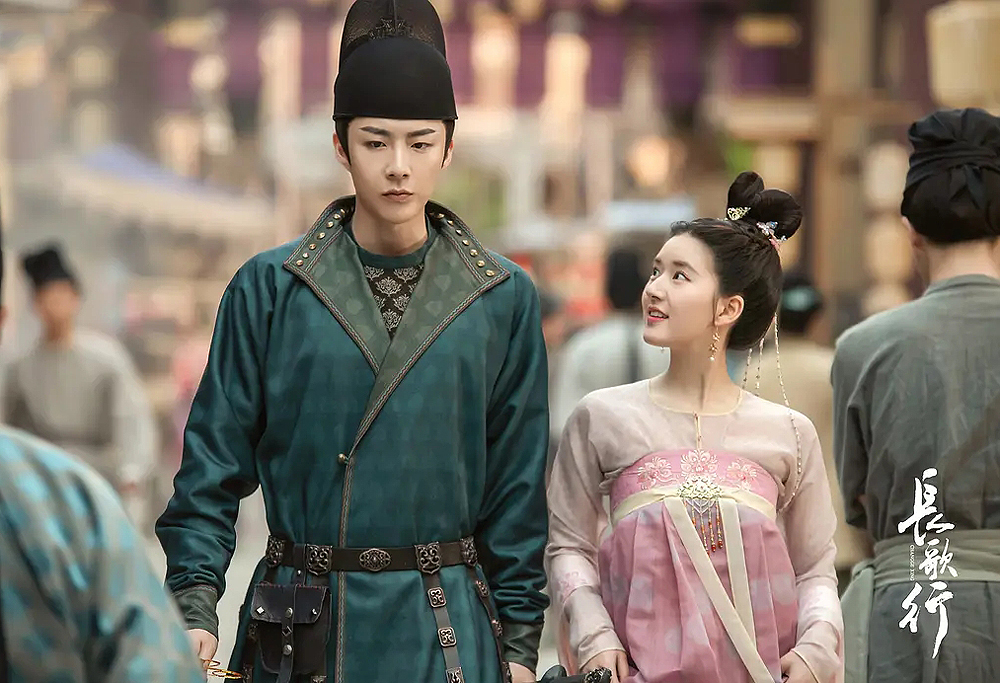 From "Long Song Xing" to "Mrs. Huzhu" Yang Mi Reba's routine of being ...