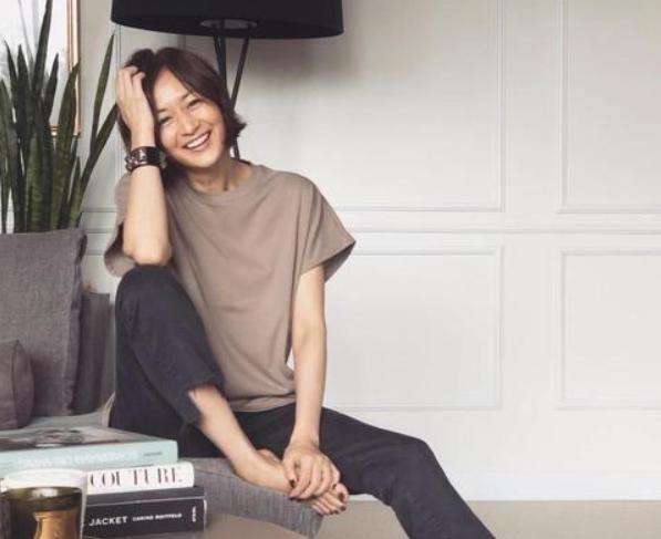 A 42-year-old Japanese aunt became popular on the Internet, with a ...