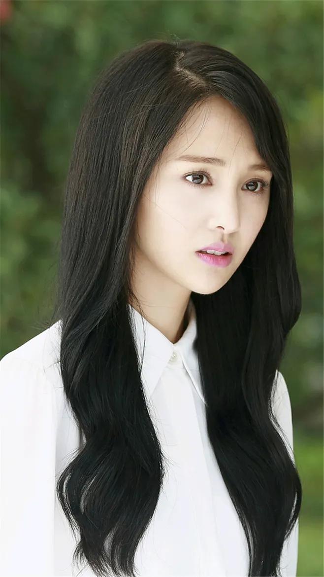 Zheng Shuang is indeed very beautiful, unique innocent beauty - iNEWS