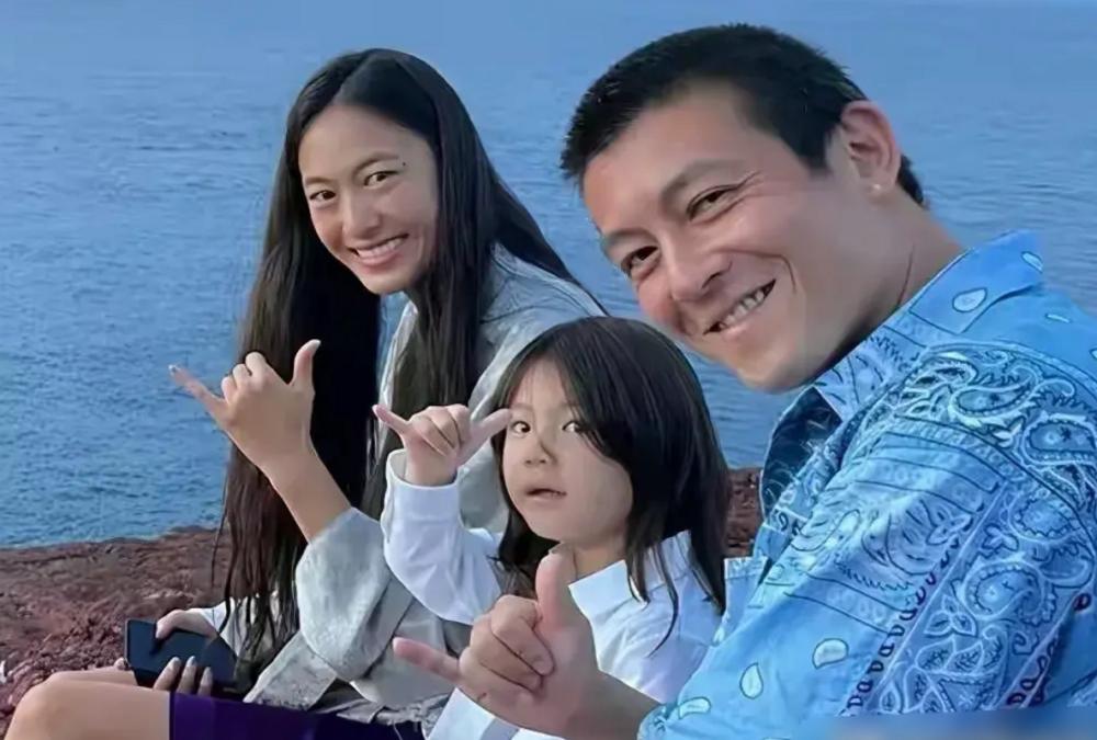 Edison Chen's beautiful photos of his wife, the prodigal son of love ...