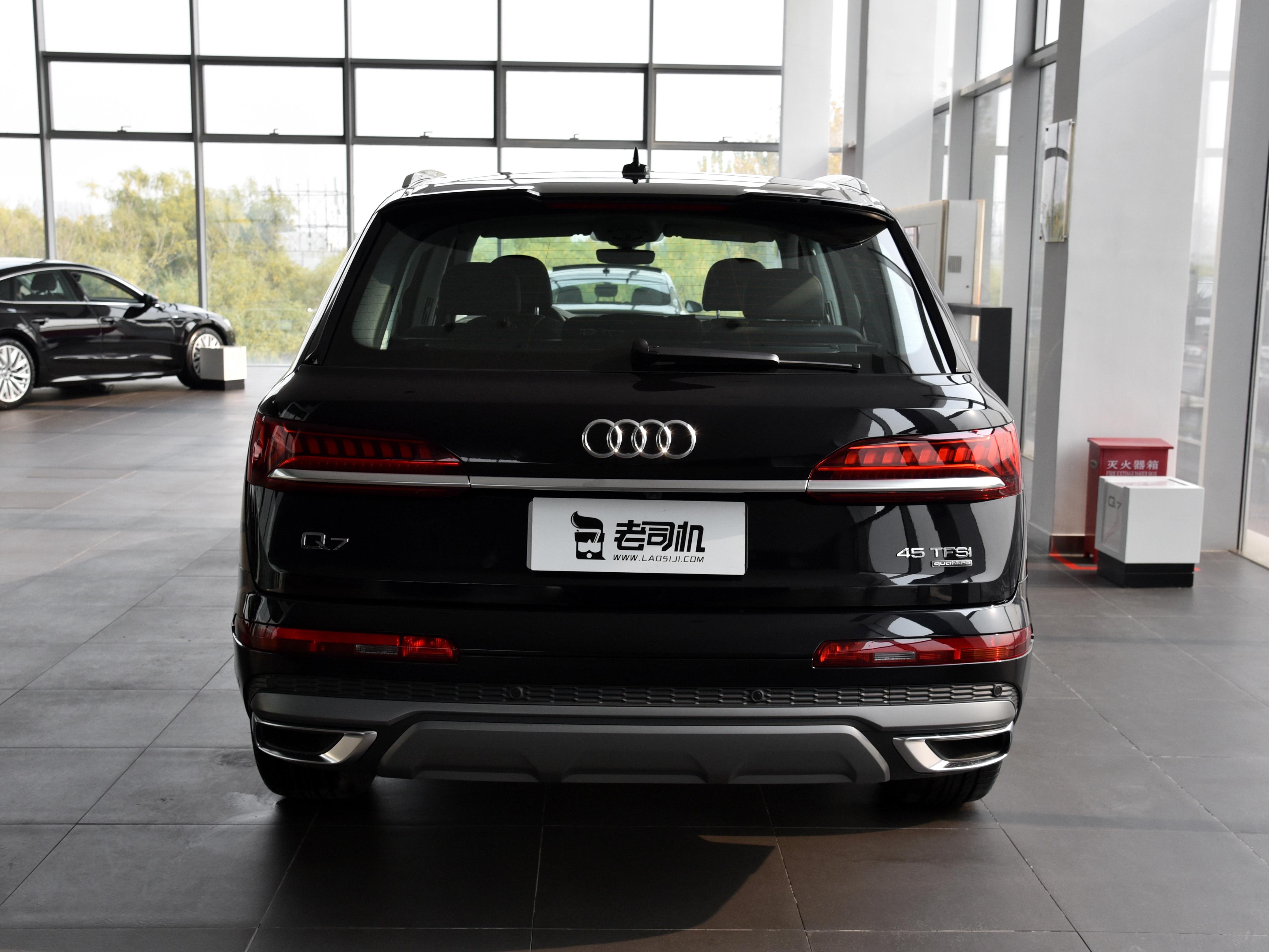 Imported luxury brand SUV, 5 meters long flagship momentum, show you ...