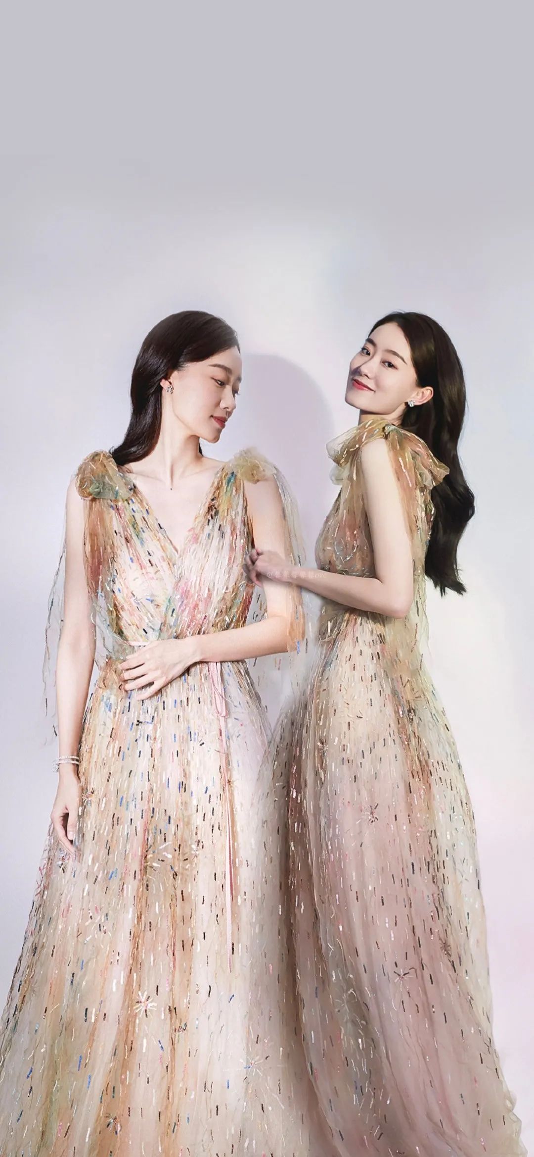 Zhang Xiaofei is imaginary red? - iNEWS