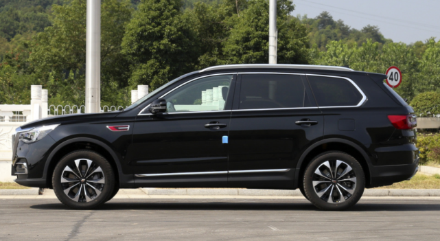 Hongqi HS7 provides lifetime warranty, 64-color ambient light, and its aura surpasses Audi Q5L ...