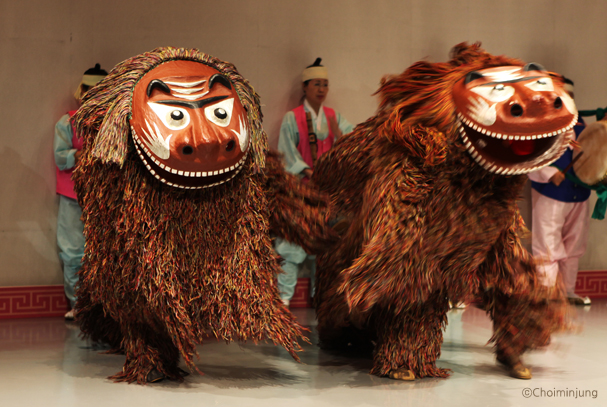 There are lion dances in Japan and South Korea?The styles are very ...