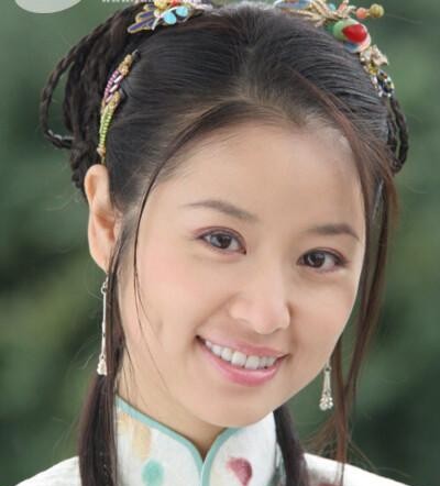 What are the roles of Ruby Lin playing the two roles of mother and ...