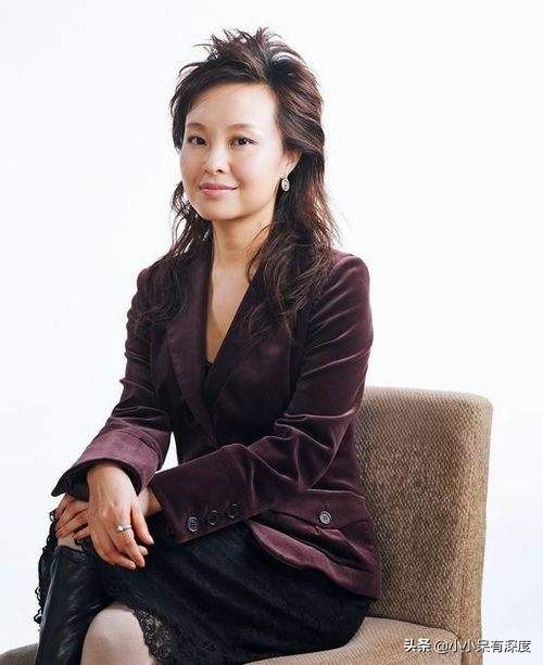 Dragon TV anchor Ye Rong, she gave birth to a girl in 2011, and her ...