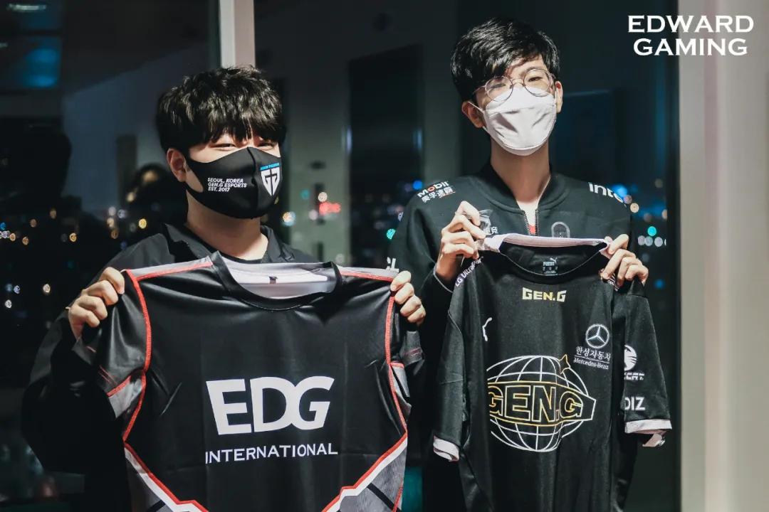 S11: LCK releases the top four posters disgusting people?20 players, 17 Koreans - iNEWS