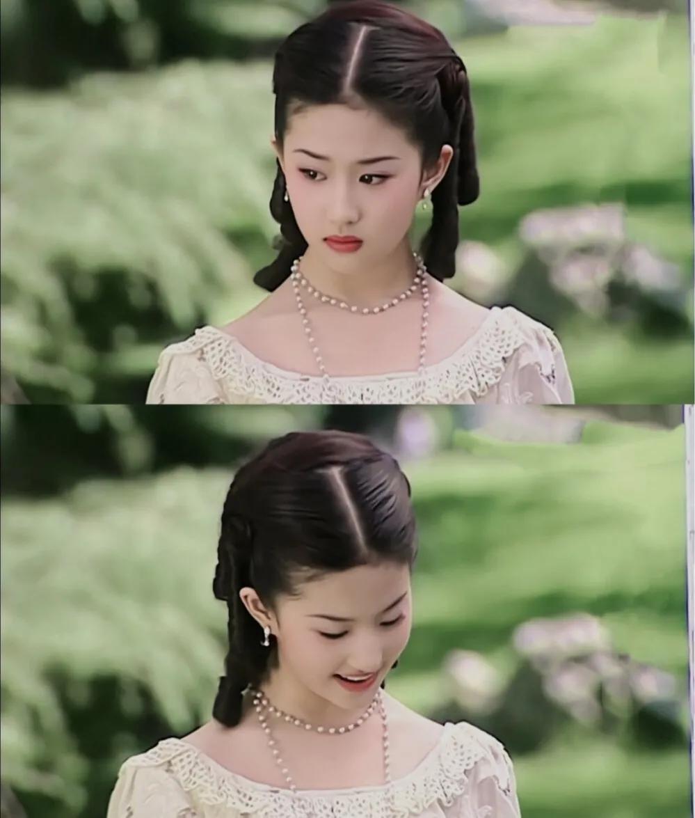 Liu Yifei's "fairy mother" Liu Xiaoli, married and divorced, committed ...