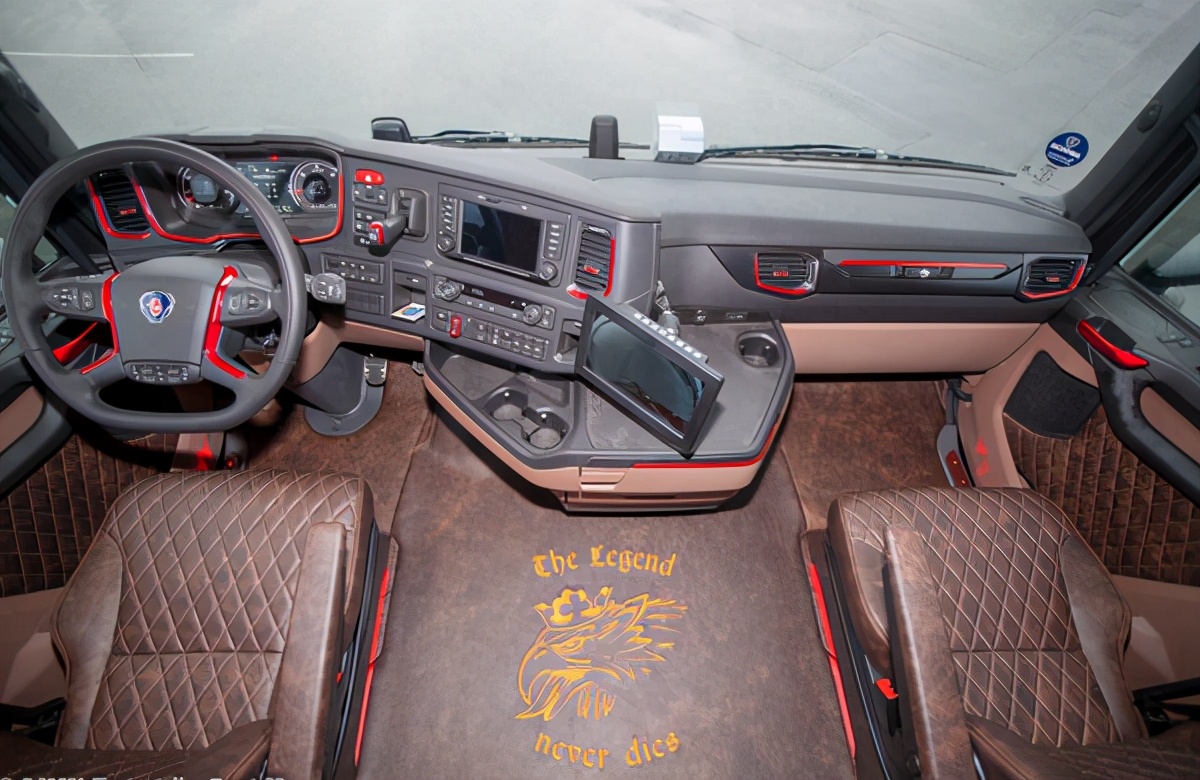 Dissatisfied with the original car interior?Take a look at the ...