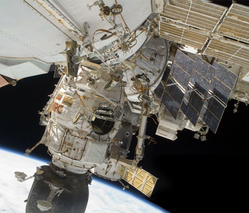 The first decommissioned section of the International Space Station ...