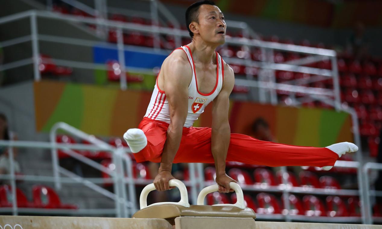 Gymnastics champion Li Donghua, who was expelled from the national team ...