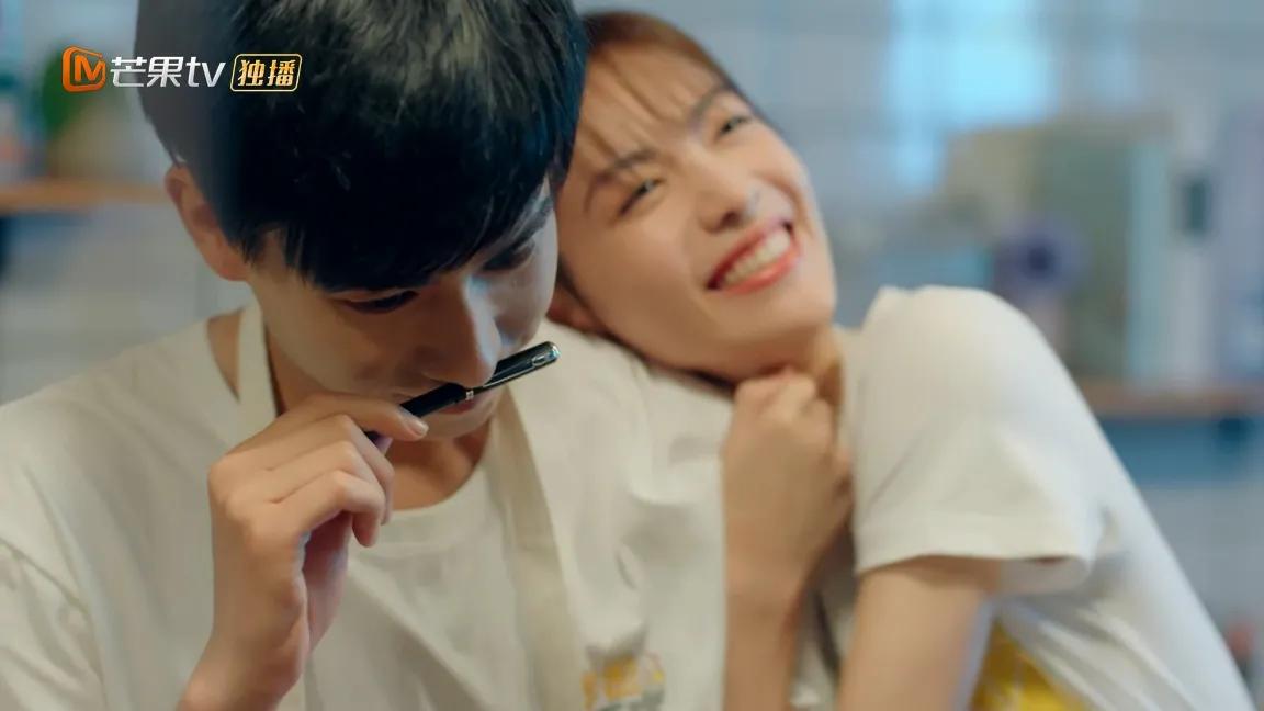 Can Hu Tian, who is obsessed with idol dramas and unable to extricate ...