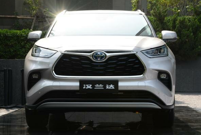 From 268,800 sales, the fourth-generation Highlander officially went on ...