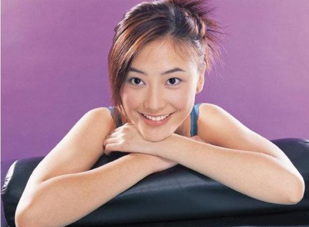 The High-ranking History of Ying Cai'er, "The Top Stream among Star ...