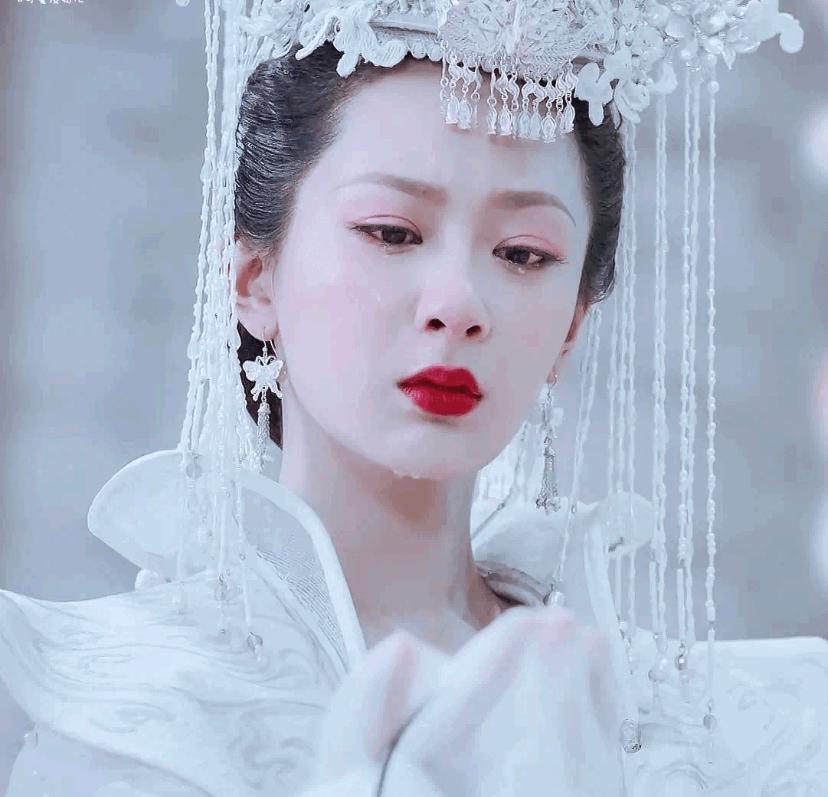 Guide: Don't "play blindly" in the crying scene. - iNEWS