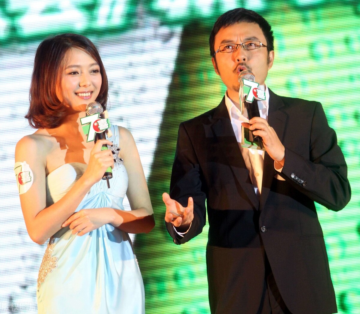 Host Yang Lele was enforced - iMedia