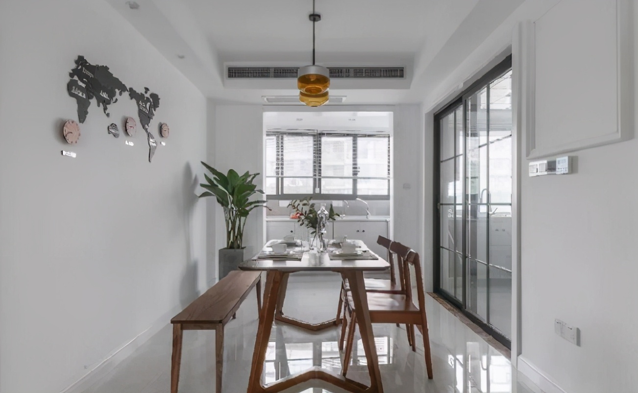 The whole house of 96 square meters is white, and it saves 115,000 ...