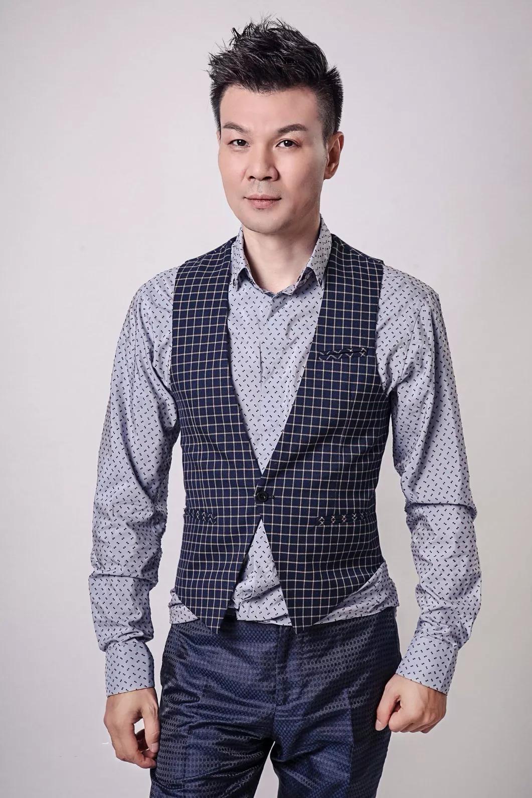 Host Li Bin: He used to be the first brother of the host world. He ...