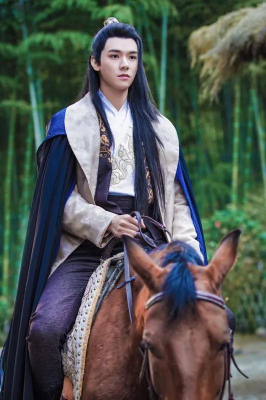 A Little Feeling of Zhang Zhehan, Gong Jun, Xiao Zhan - iNEWS