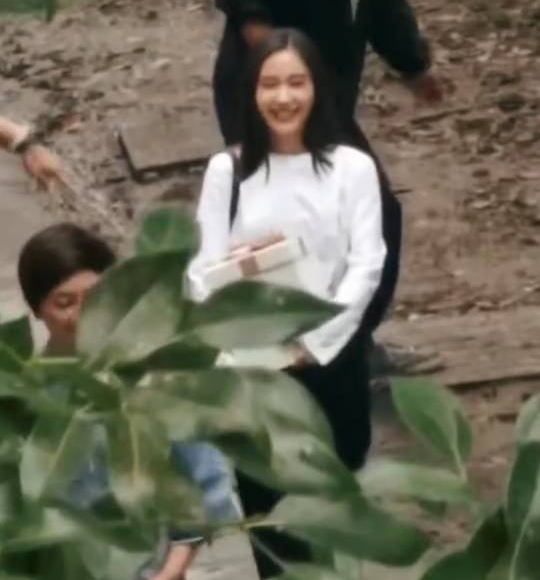 Bai Jingting Wang Ziwen's new drama is sweet in the same frame, Deng Jie has returned to the ...